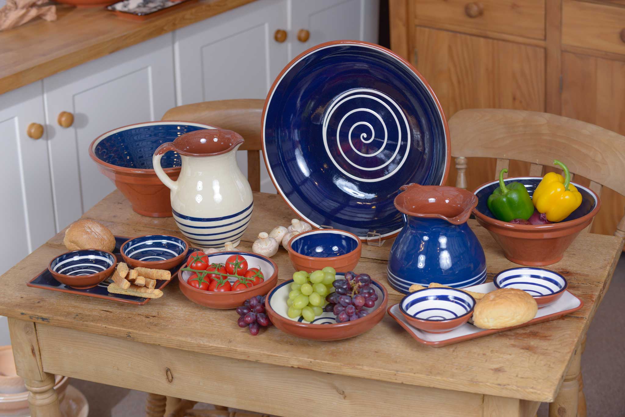 Swirly – ABS Pottery